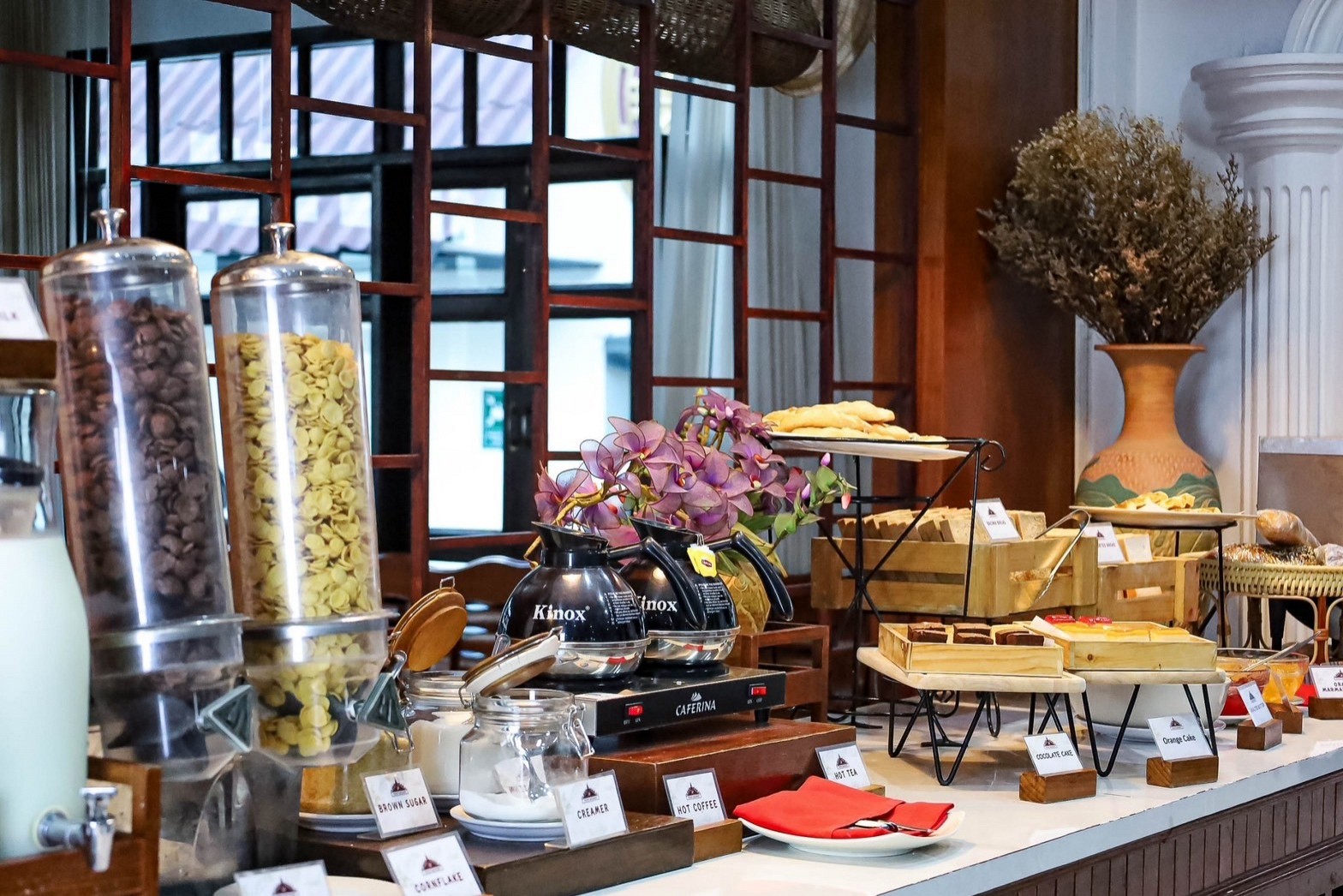 Tony Resort Patong | Renown Service & Hospitality | Patong Beach, Phuket